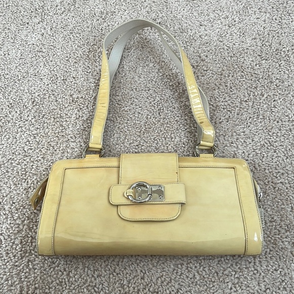 Stuart Weitzman | Bags | Stuart Weitzman Classic Purse | Poshmark
